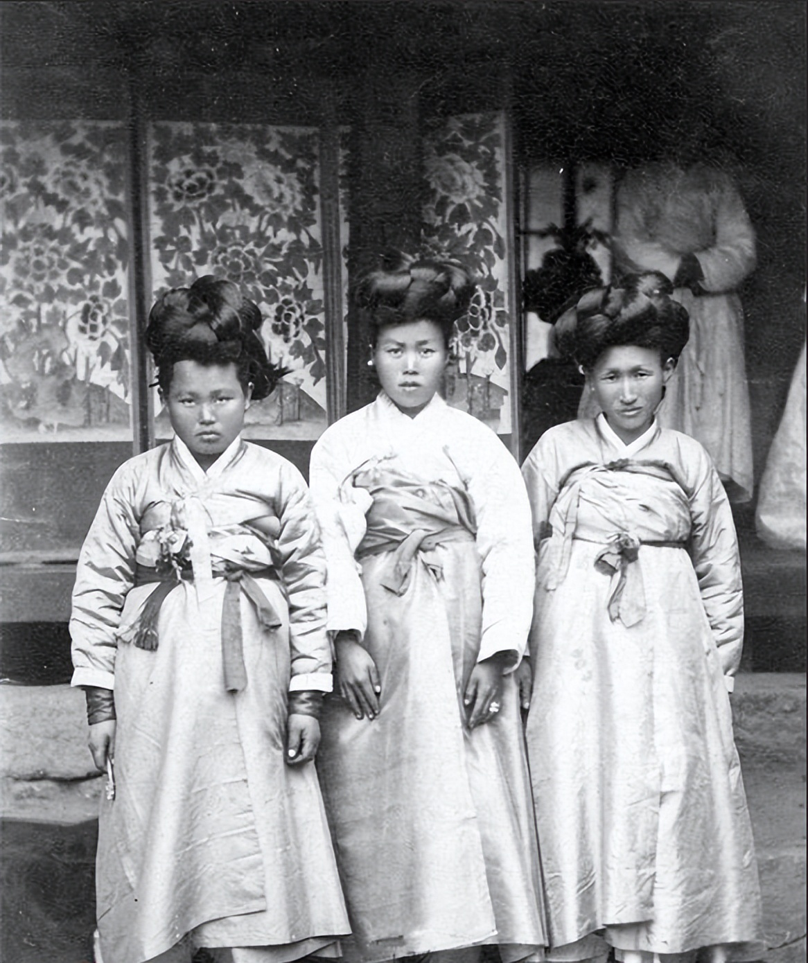 How did the Joseon Dynasty in the twelfth century shape Korean society ...