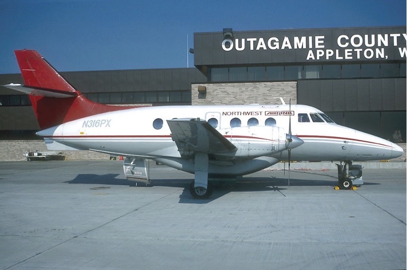 Dangerous "tempered" captain / please be kind to the pilot: 1993 US ...