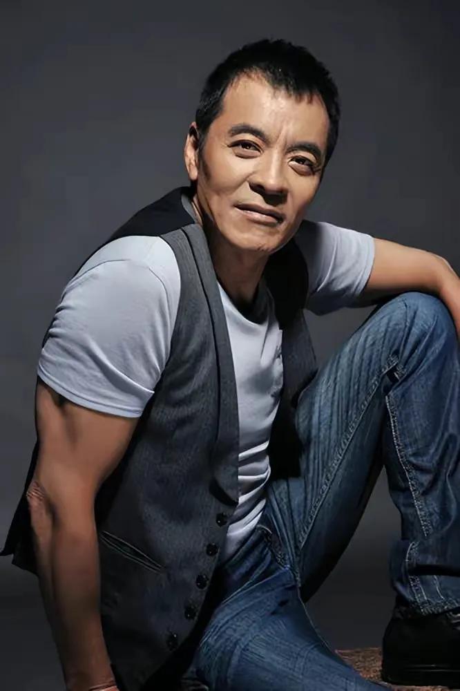 Liu Wei: Dumped by He Qing and escaped from Yang Ruoxi, it is too ...