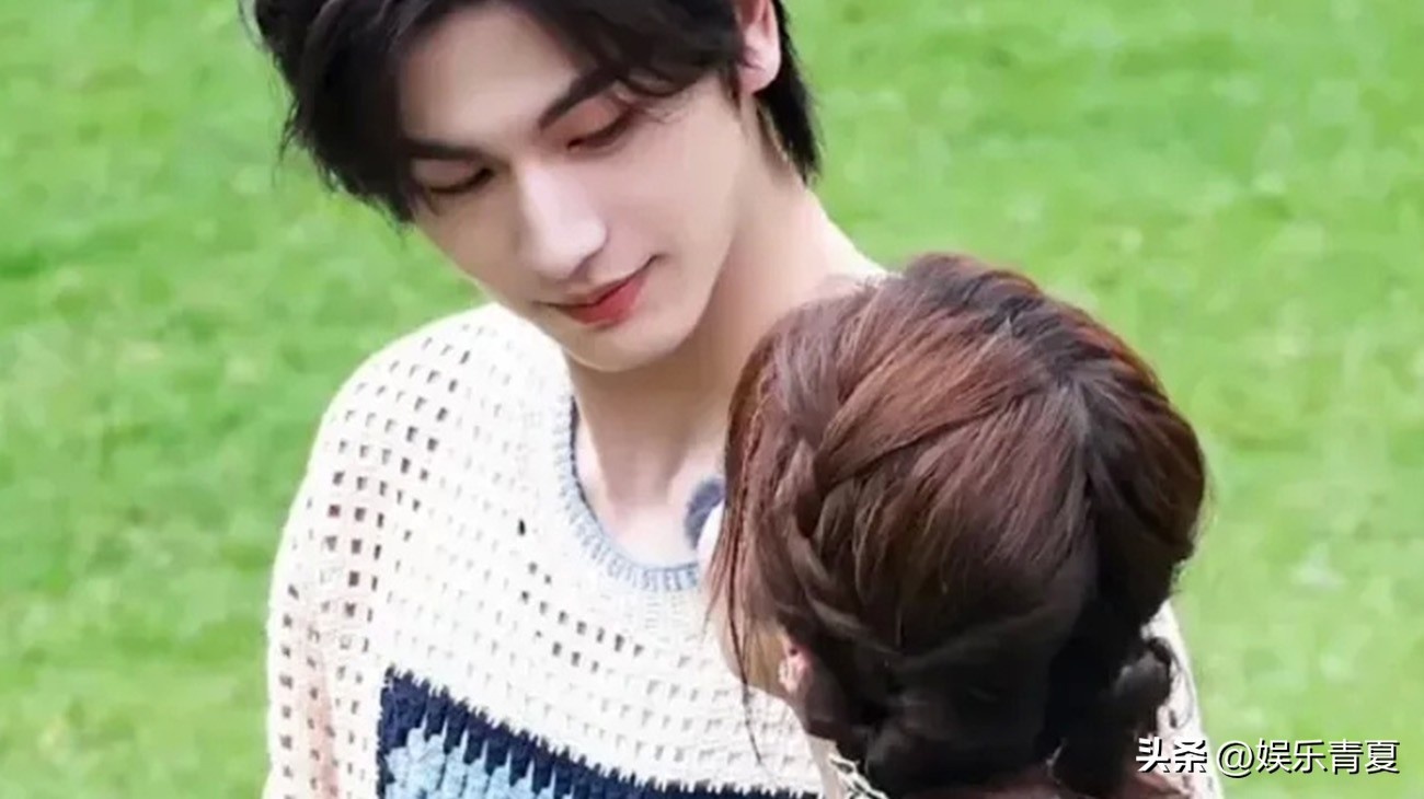 "Canglan Jue" became popular, Zhang Linghe's role as Changheng became popular, and he has many ...