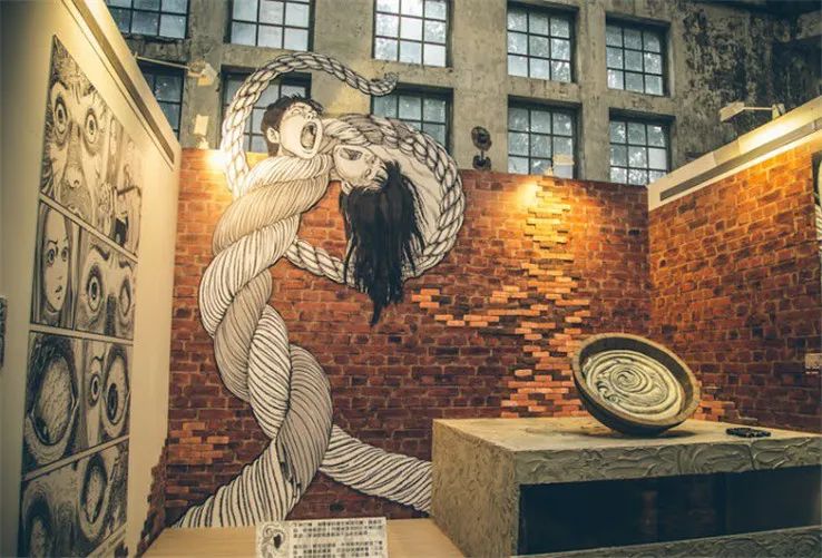 It was photographed, it is the Chinese horror ceiling - iMedia