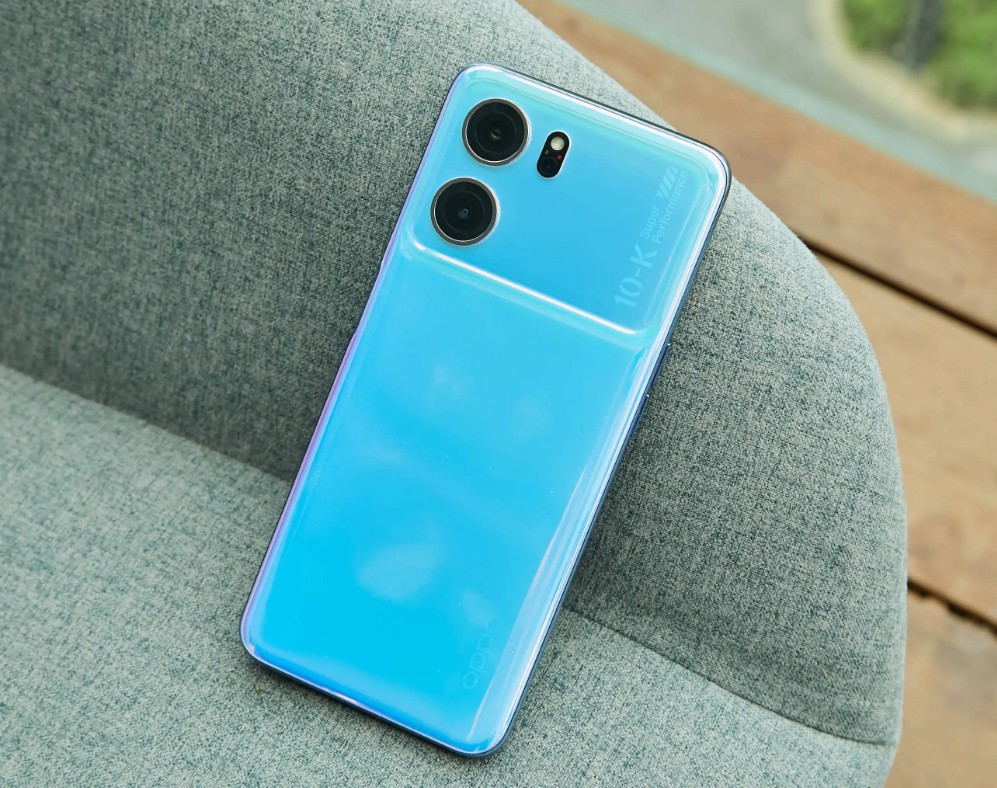 Buy big memory or not small: "12+256GB" is completely enough, the ...