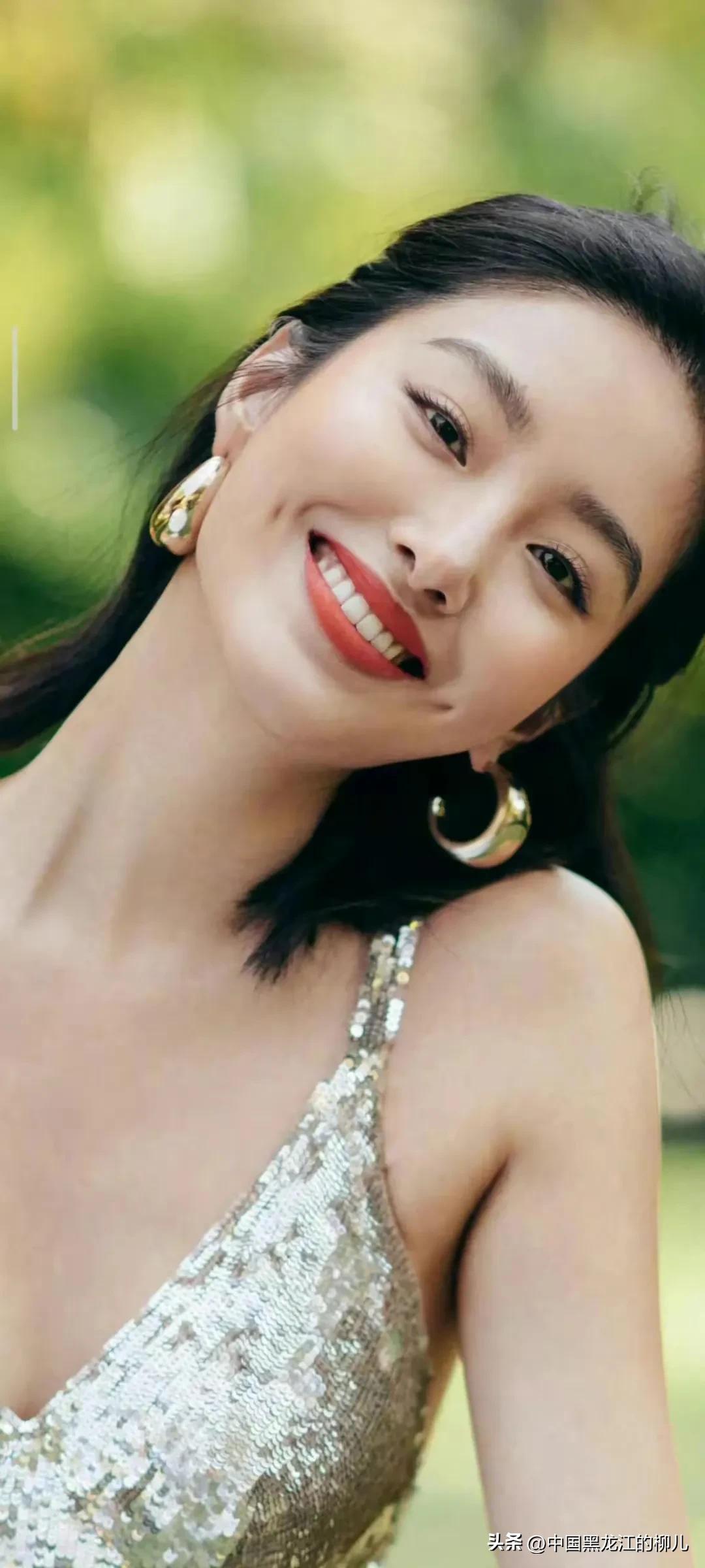 Movie star Yang Caiyu - beautiful photo - iNEWS