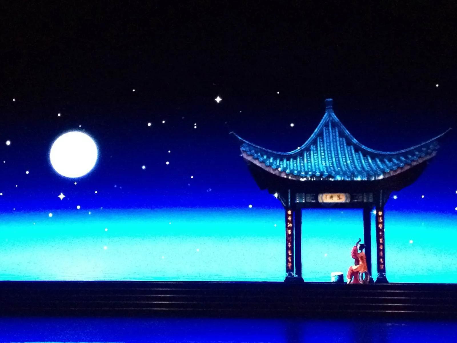 Spring River, Flowers, Moon and Night - iNEWS