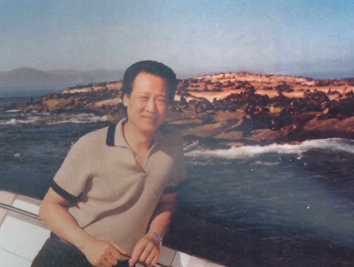 Doting on Liu Yifei alone for 20 years, let Yang Caiyu hold first-line ...