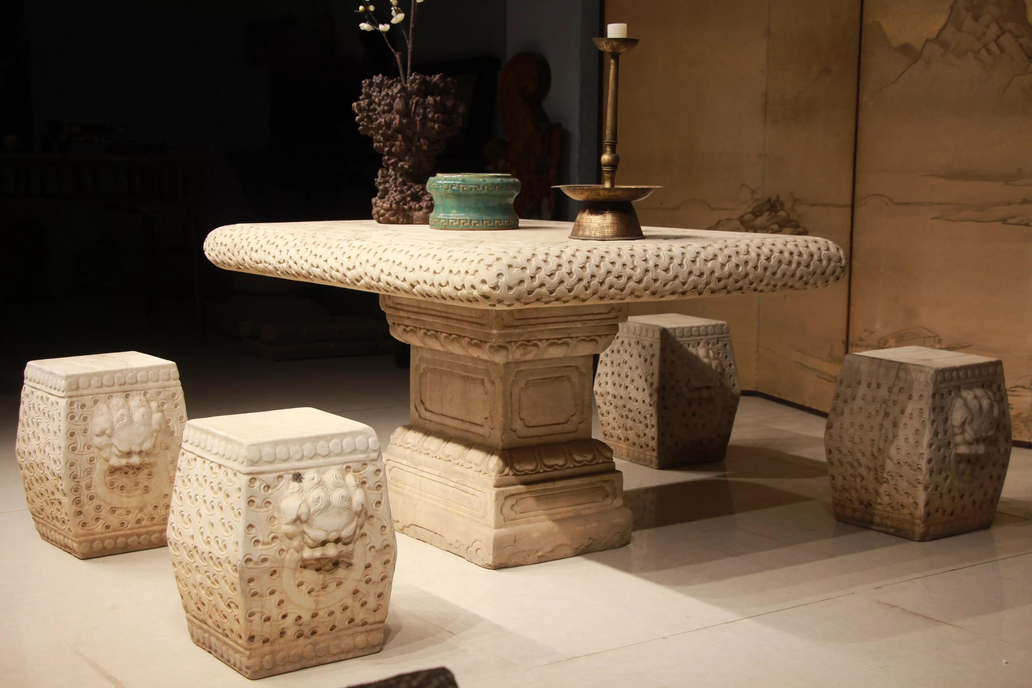 white marble table and stool - iNEWS