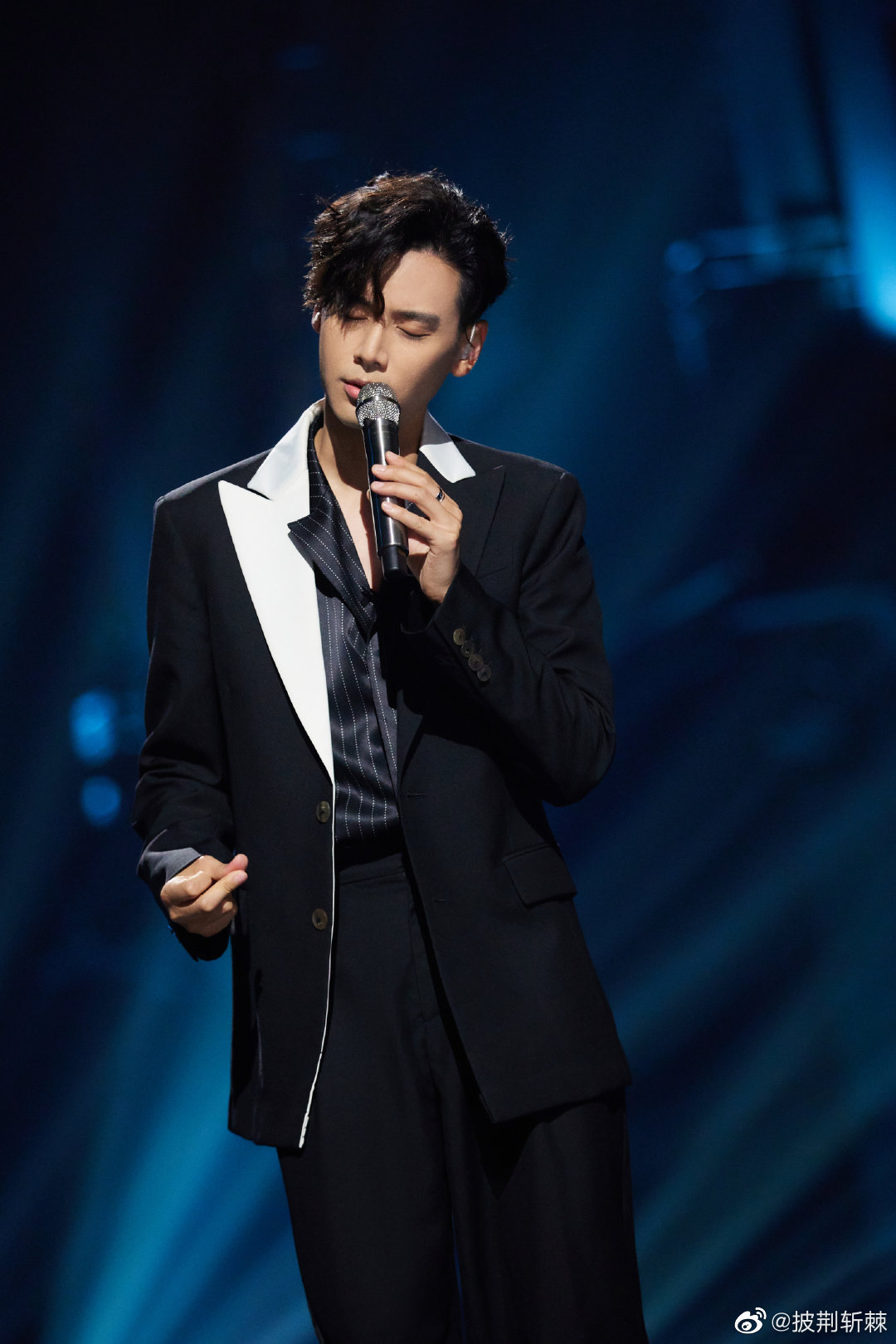 Cai Heng: He has not been popular for 11 years since his debut. He is a ...