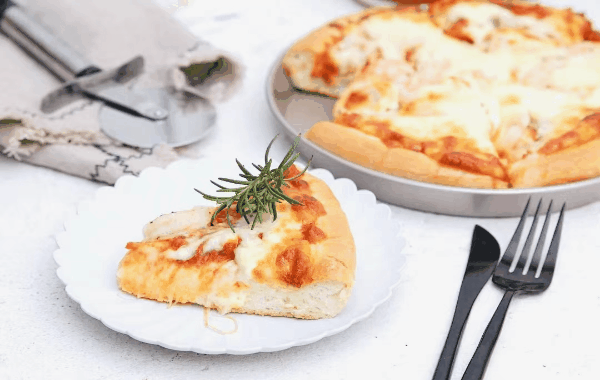 Homemade pizza is so delicious!Real material, can also be brushed - iNEWS