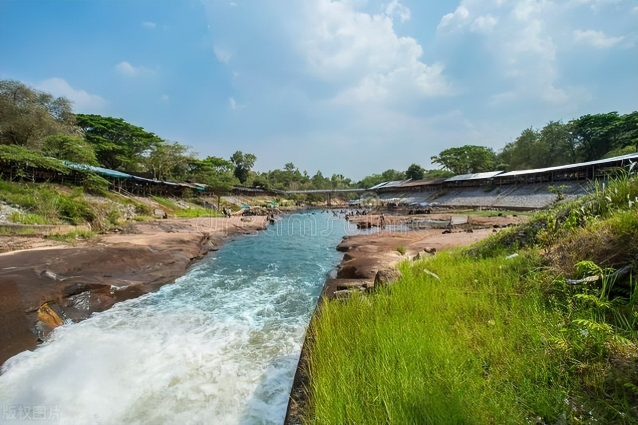 Shaanxi Tourism - Zhongba Grand Canyon - iNEWS