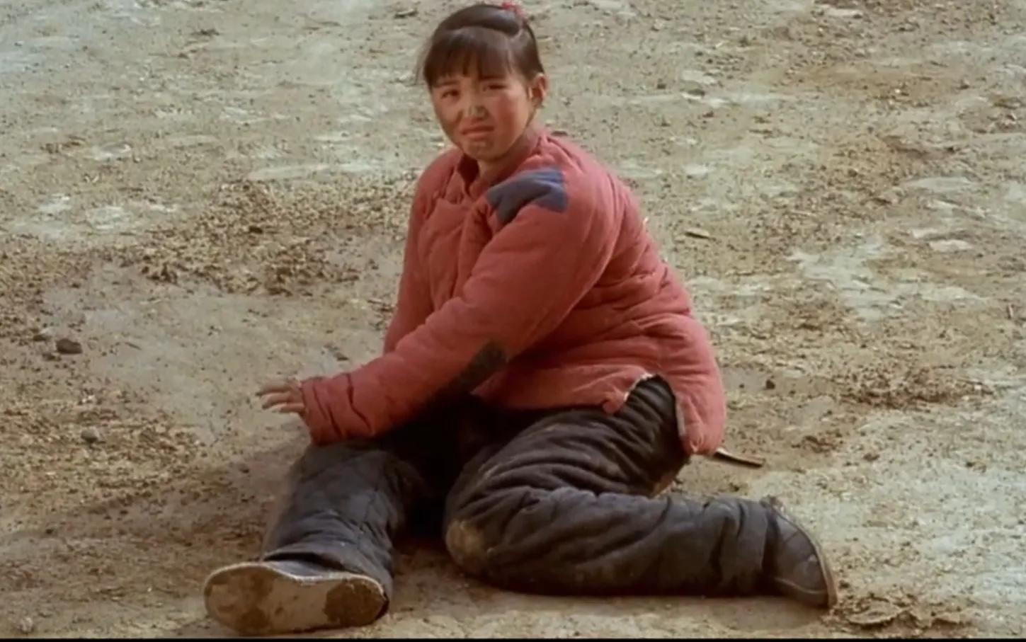 Thirty years ago, Wang Gang played a rogue. This old movie with low ...