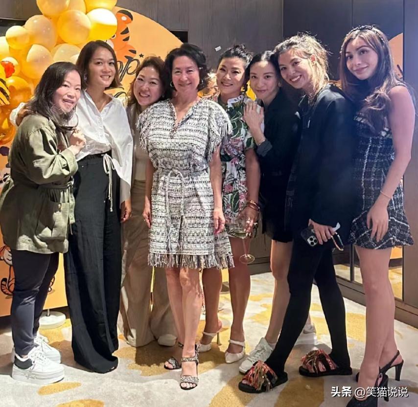 He Chaoqiong's goddaughter posted a photo to celebrate her birthday ...