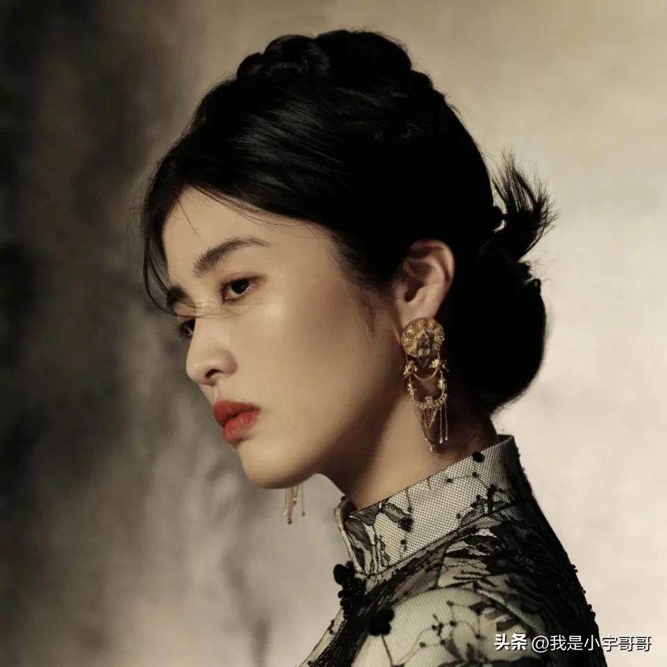 Zhao Lina appears on the cover of the July issue of Trend, her first ...