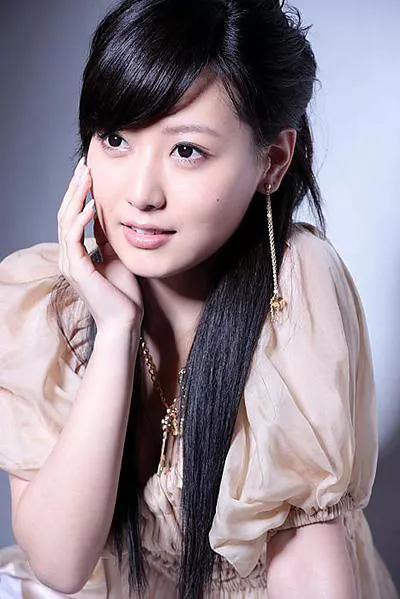 Comparing Chinese and Korean actresses: Bai Bing and Kim Hee-sun - iNEWS