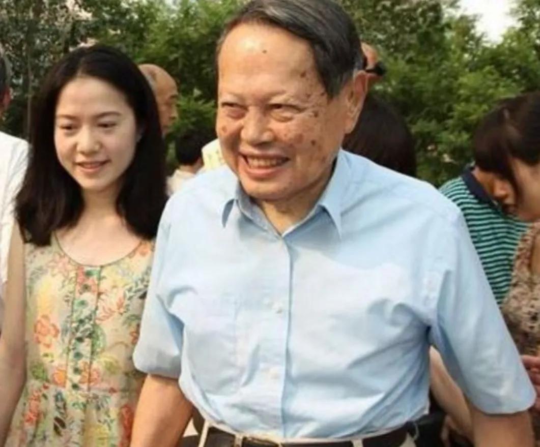 Yang Zhennings 100th Birthday Was Exposed His Spirit Was Loud And His