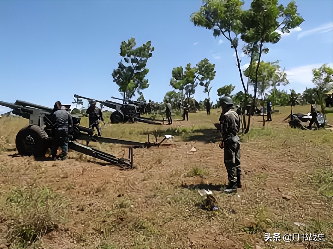 South Korean KH 178 towed howitzer, upgraded weapon with old American ...