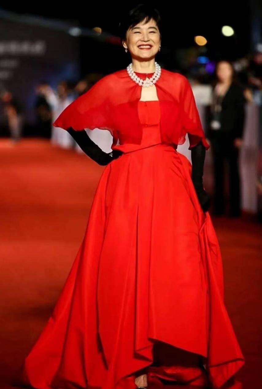 Brigitte Lin's elegant aging is very real. Although the law lines are a ...