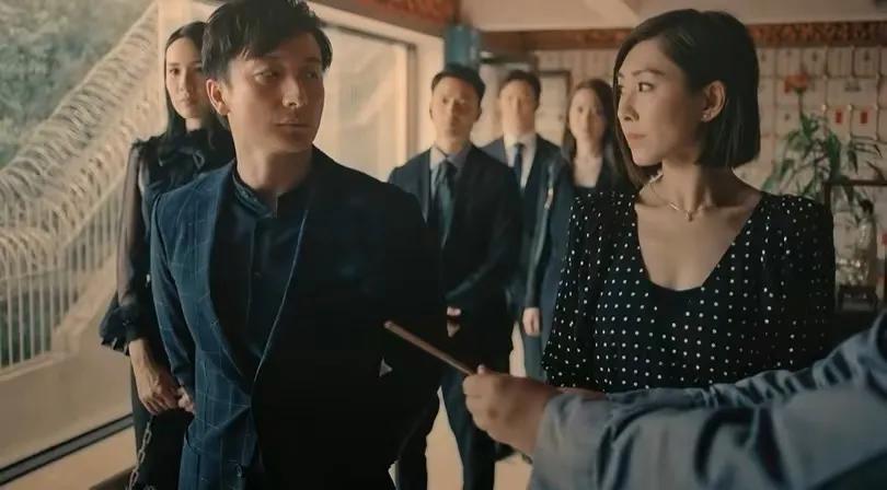 After chasing ten episodes of "Integrity Sniper", I found that the beauties can't be compared ...