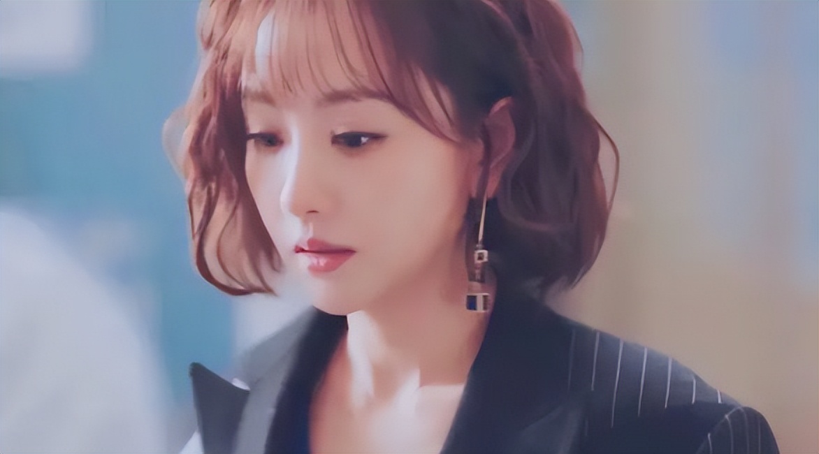 It's obviously the same person, after playing Sha Hai and then Hu Xin ...