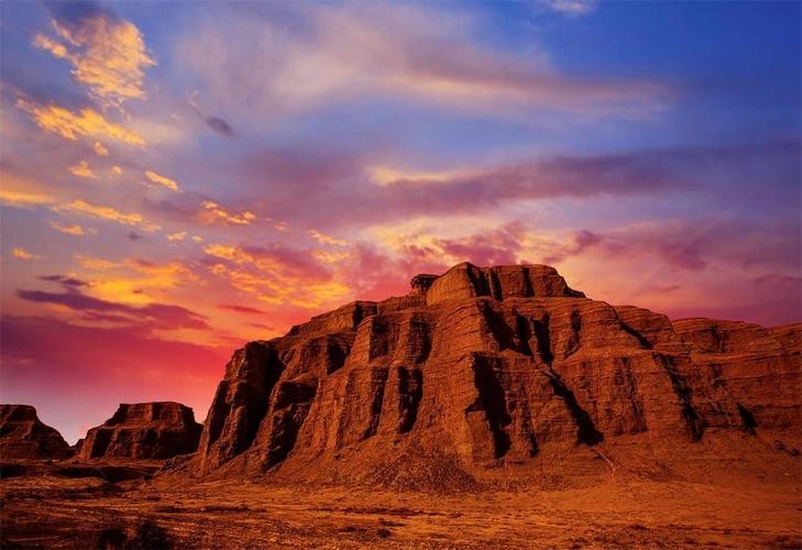 Oscar film "Crouching Tiger, Hidden Dragon" filming location - Wuerhe ...