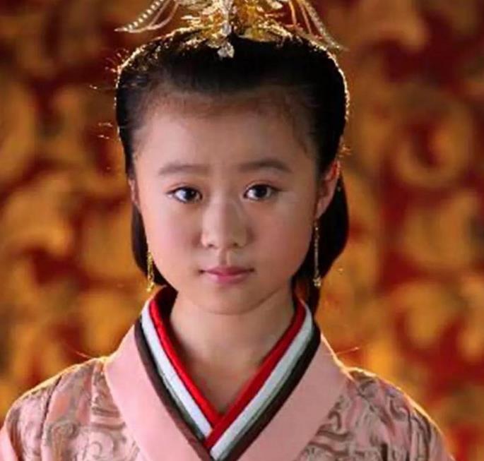 Kill all the sons of Emperor Hui of the Han Dynasty, but only dote on ...