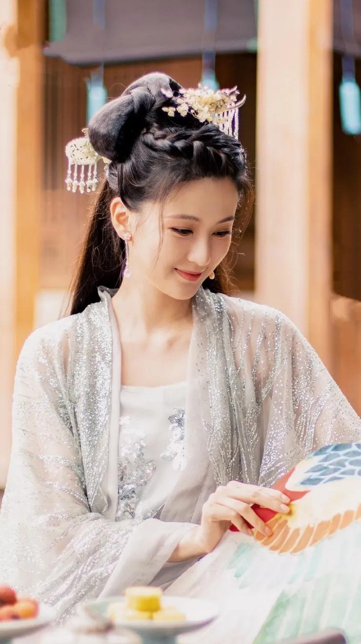 Tencent's guide to chasing dramas - iNEWS