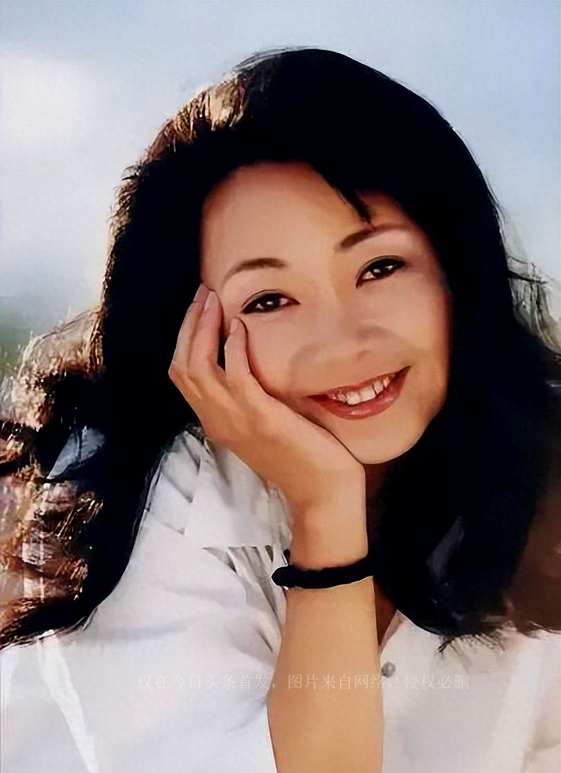 She is Mother Zhou in "The World", and she is also the "Queen of the ...