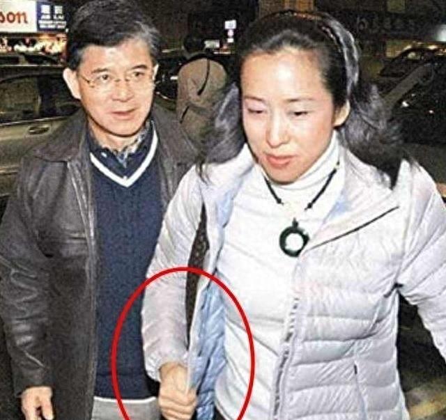 Lingling Chu once again decided to give up her wealthy family. Netizens ...