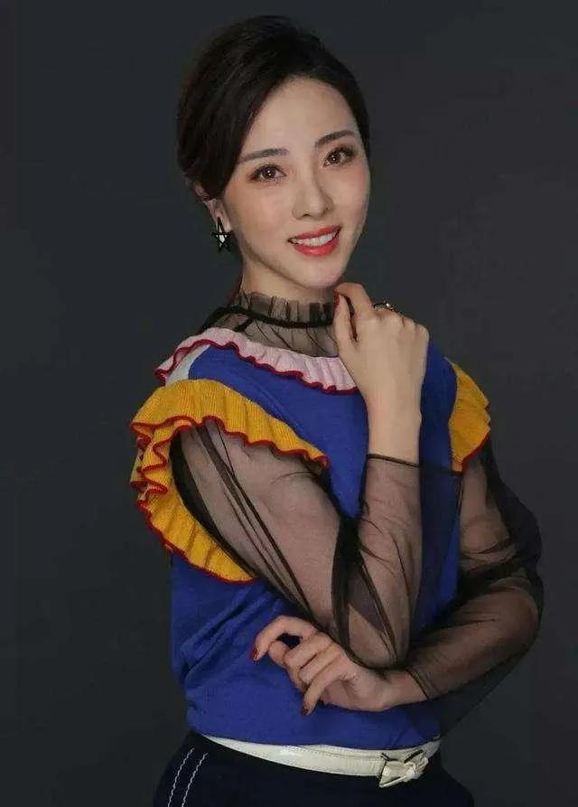 The beauty of Li Sisi - iNEWS