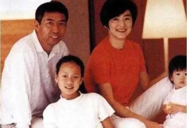Brigitte Lin is outstanding, but her three daughters are mediocre ...