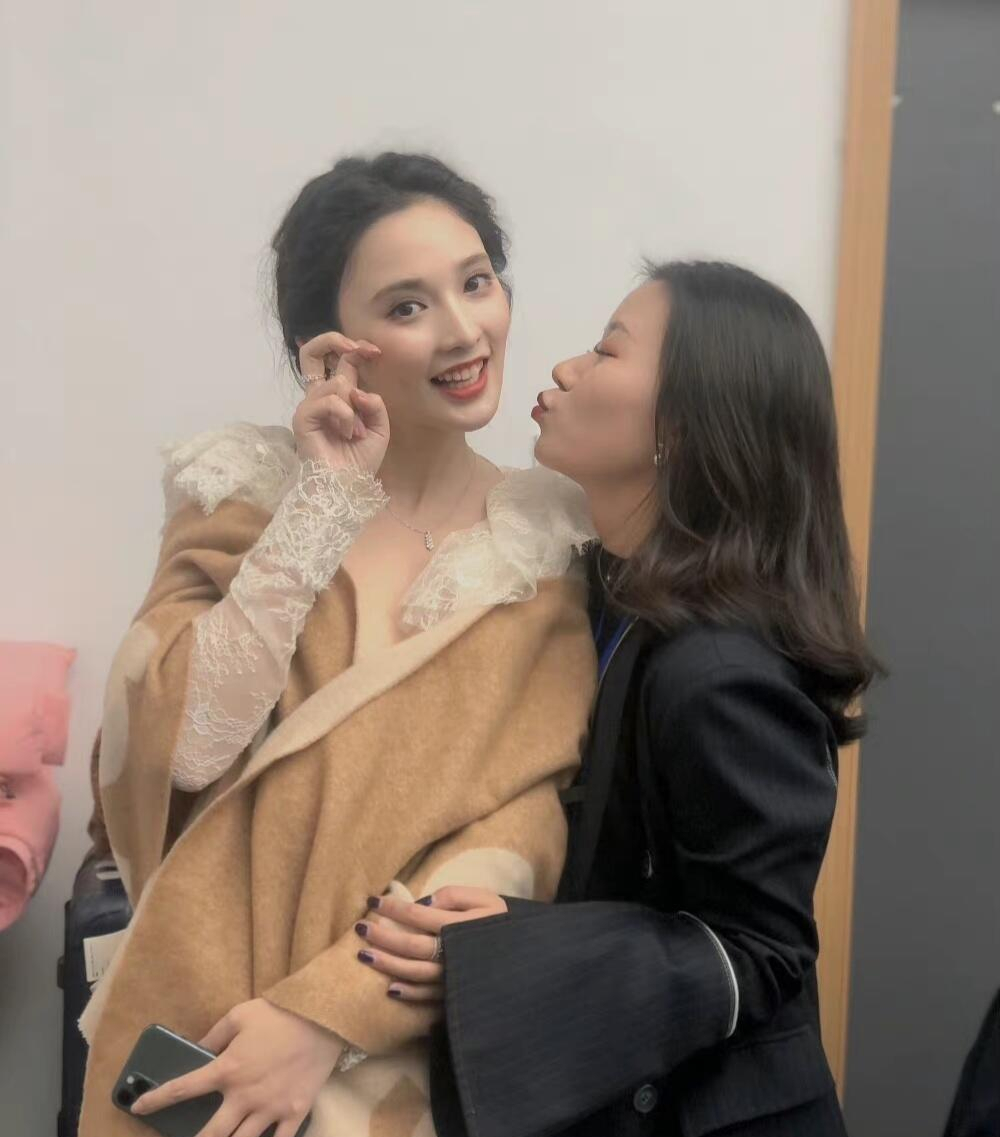 When I saw Peng Xiaoran standing in the crowd, I knew why "East Palace ...