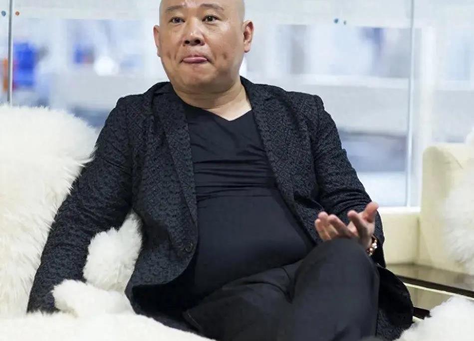 [Laughter] Cao Yunjin's apprentice Li Chunyi is about to appear on the ...