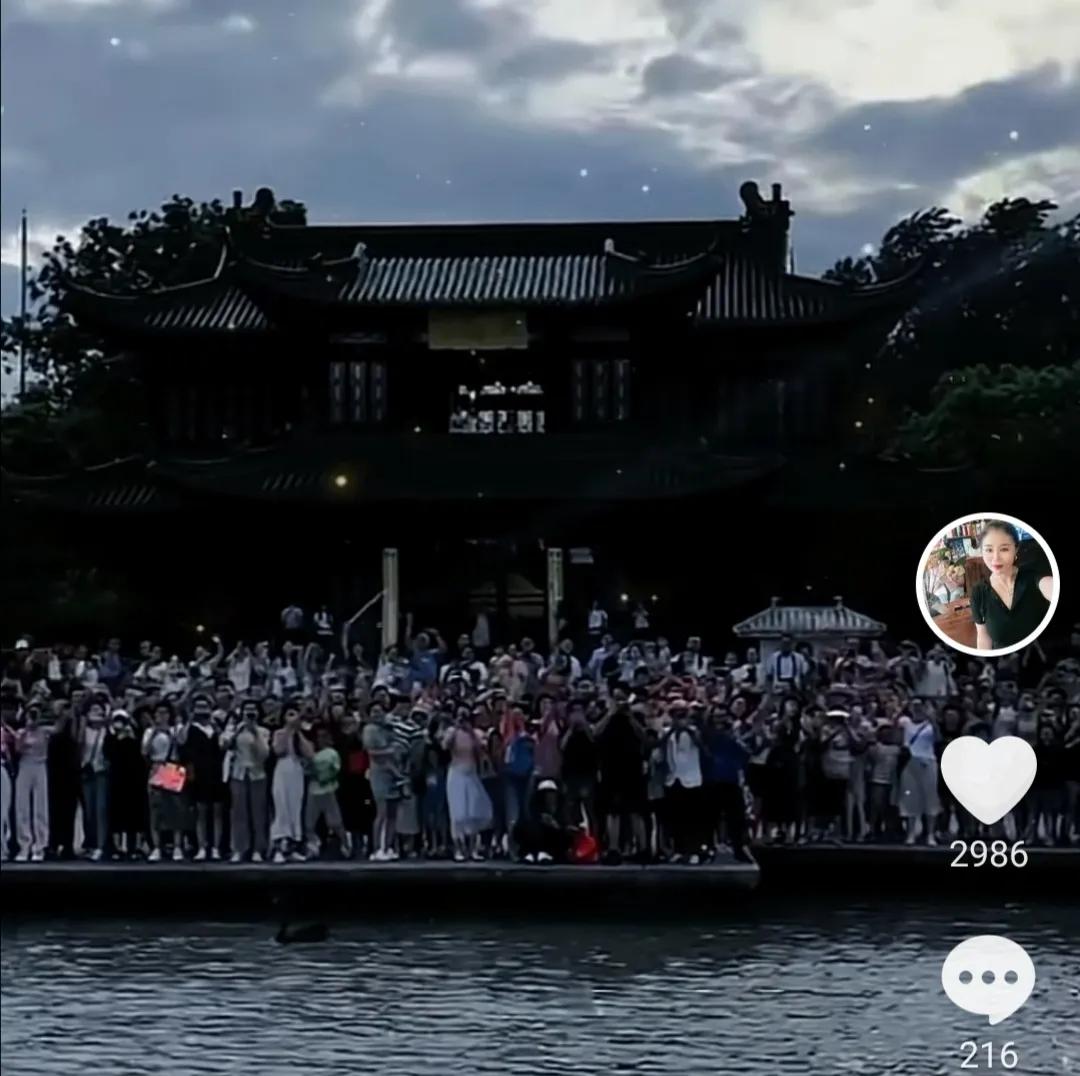 Highlights of Teacher Yu and Dong Yuhui's trip to Yangzhou ...