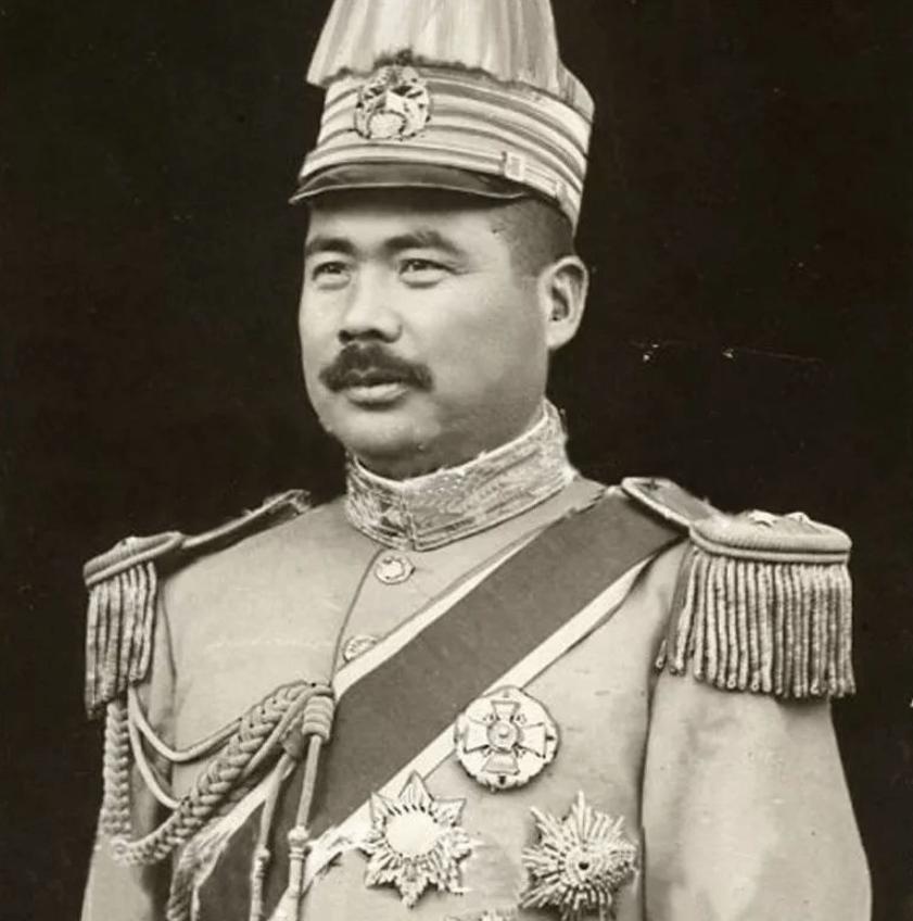 Zhang Zongchang asked Han Fuju for a drink, and a joke caused his death ...