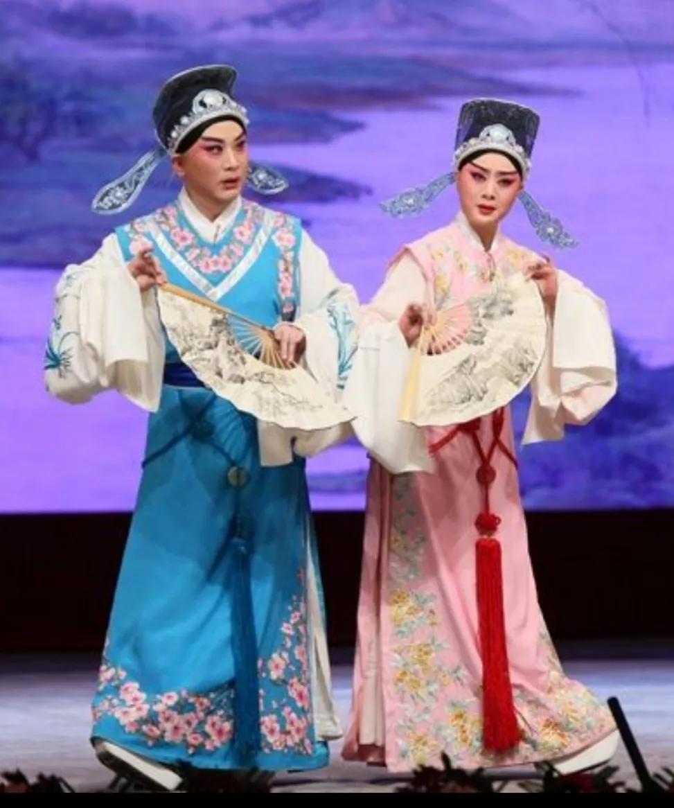 Lao Shen's Opera: Impressions of Song Xiaochuan, Jiang Qihu, and Li ...