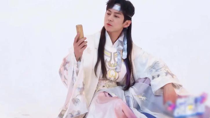 Mango Taijian took the slant, He Jiong and the good voice mentor joined ...