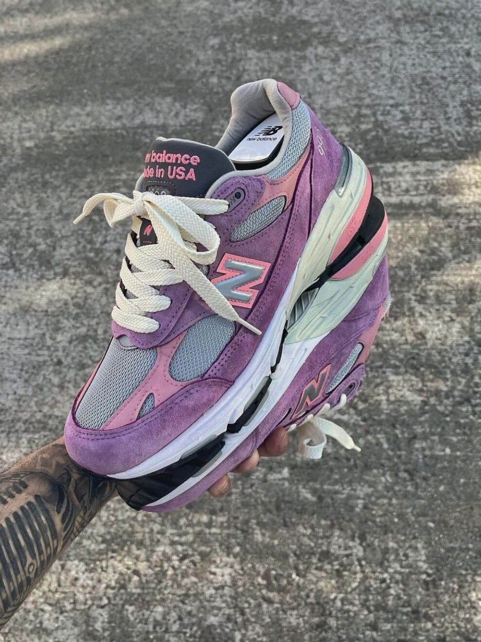 Summer cherry blossom season? New Balance 993 - iMedia