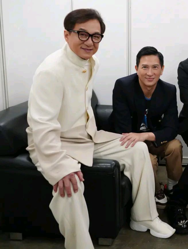 Actress Charlene Choi is surrounded by the five film stars, "the ...