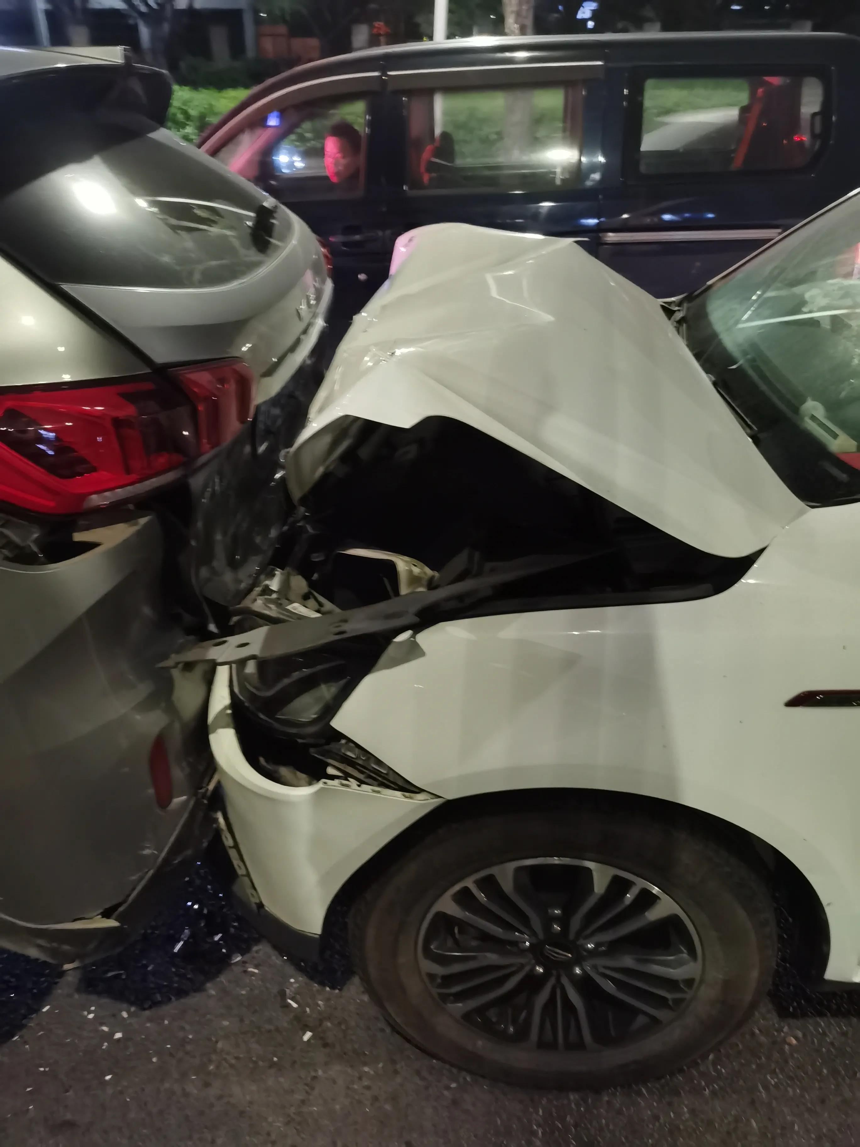 I experienced the most dangerous scene in my life last night, which ...