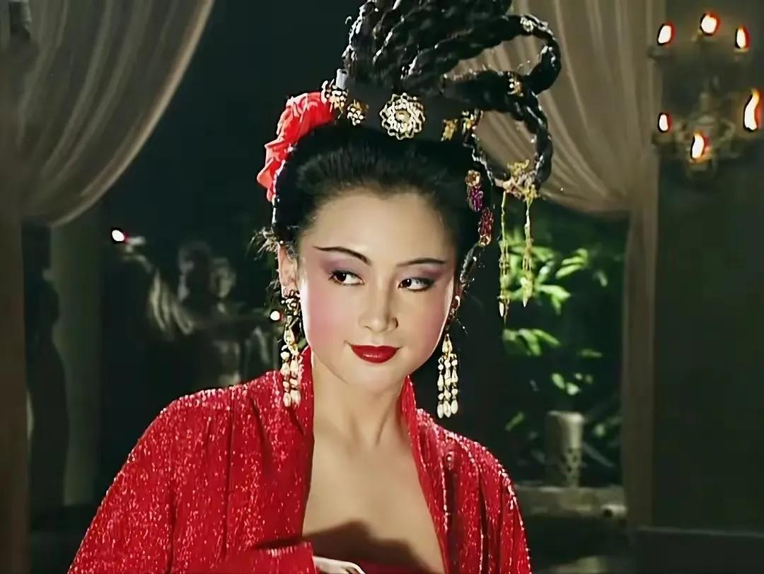 Ni Ping, who was getting old, became Grandma Liu, while Chen Hong, who ...