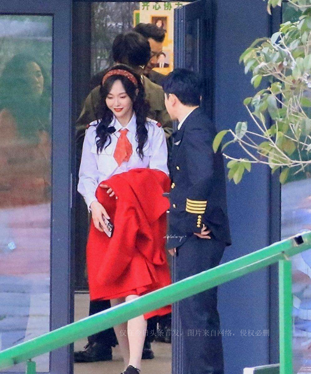 I am so beautiful again with Tang Yan's new look! With a height of 1.72 ...