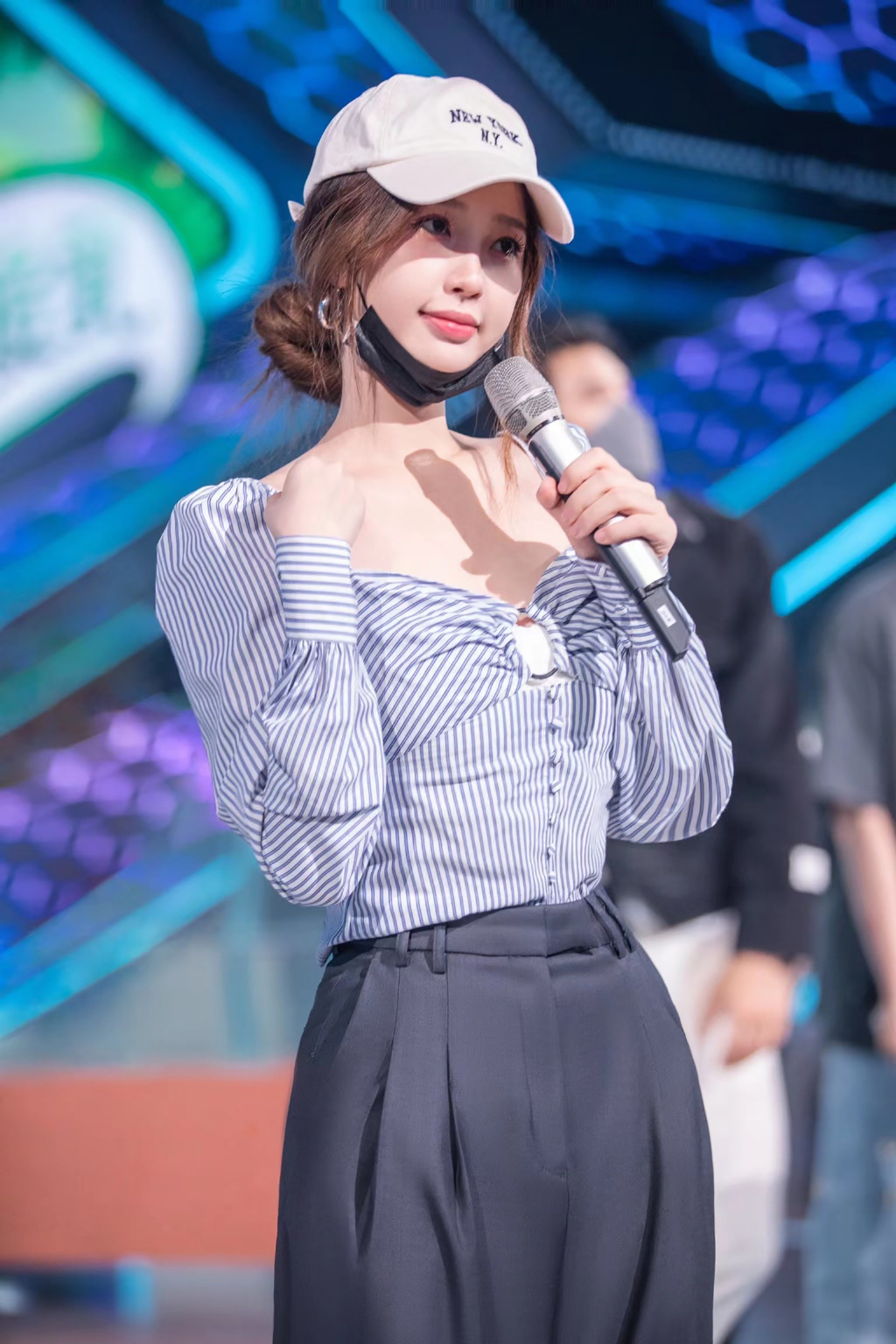 Young actress Yu Shuxin participated in the rehearsal photos of the ...