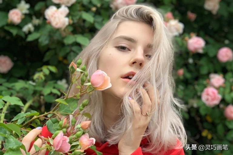 Russian actress Eva Elfie: a hot Internet anchor, film and television ...