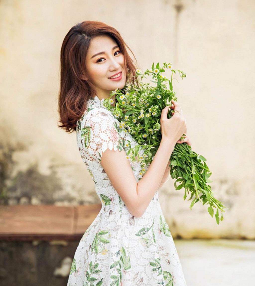 Hou Mengsha: She became popular because of the military drama, her ...