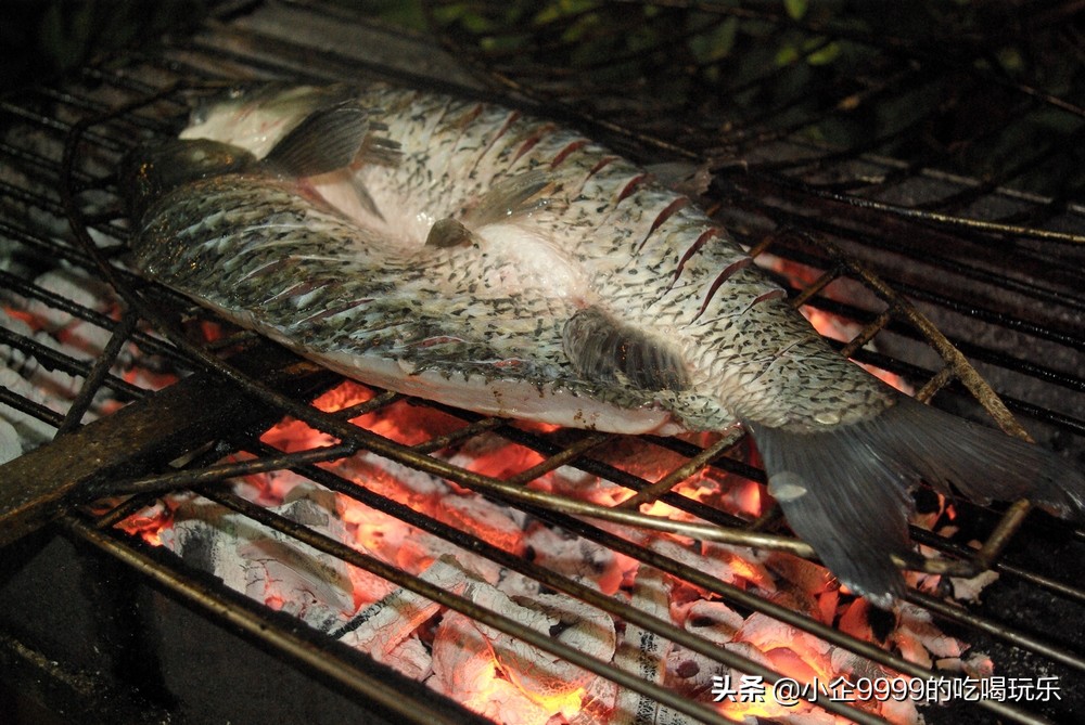 Grilled fish roe is the only one, grilled eel with lamb is really ...
