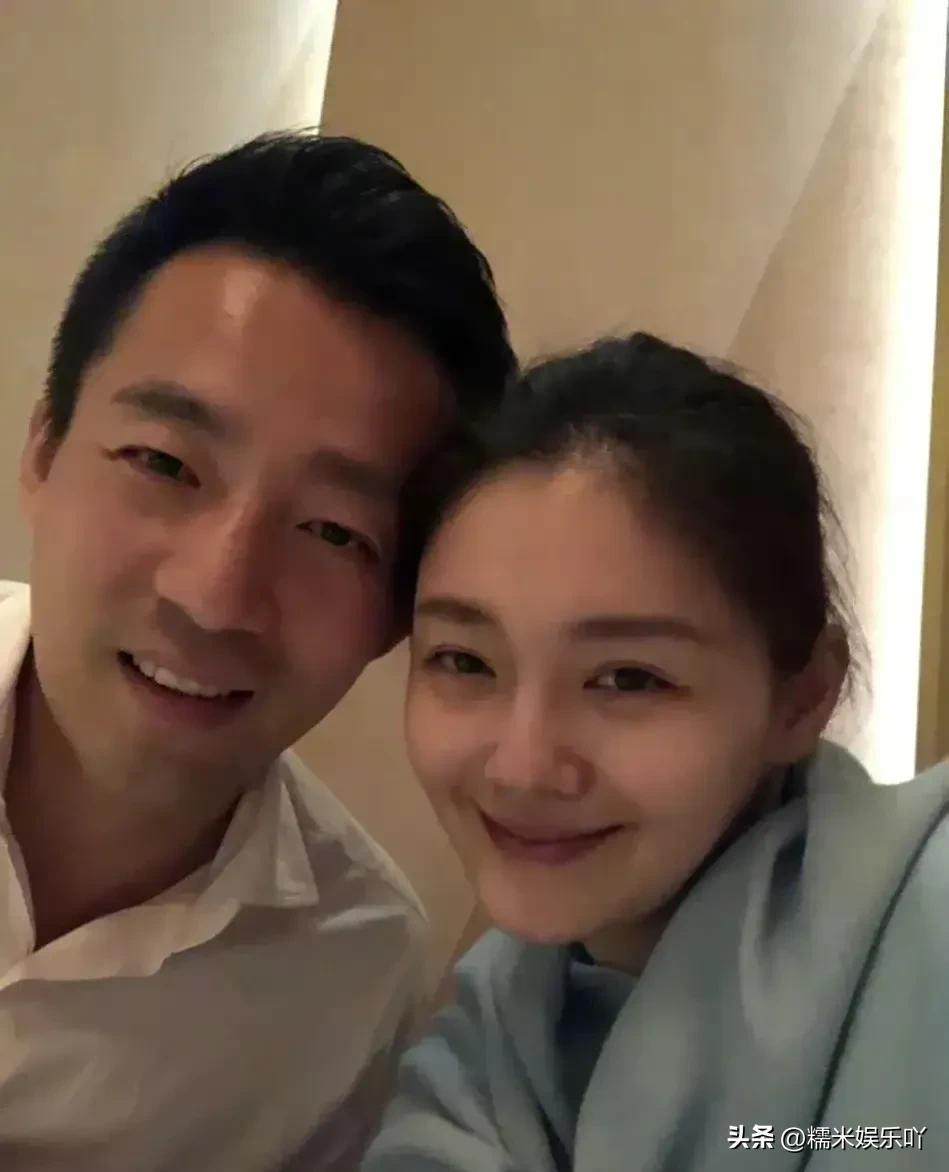 Wang Xiaofei was miserable, the big curve and the assistant sang ...