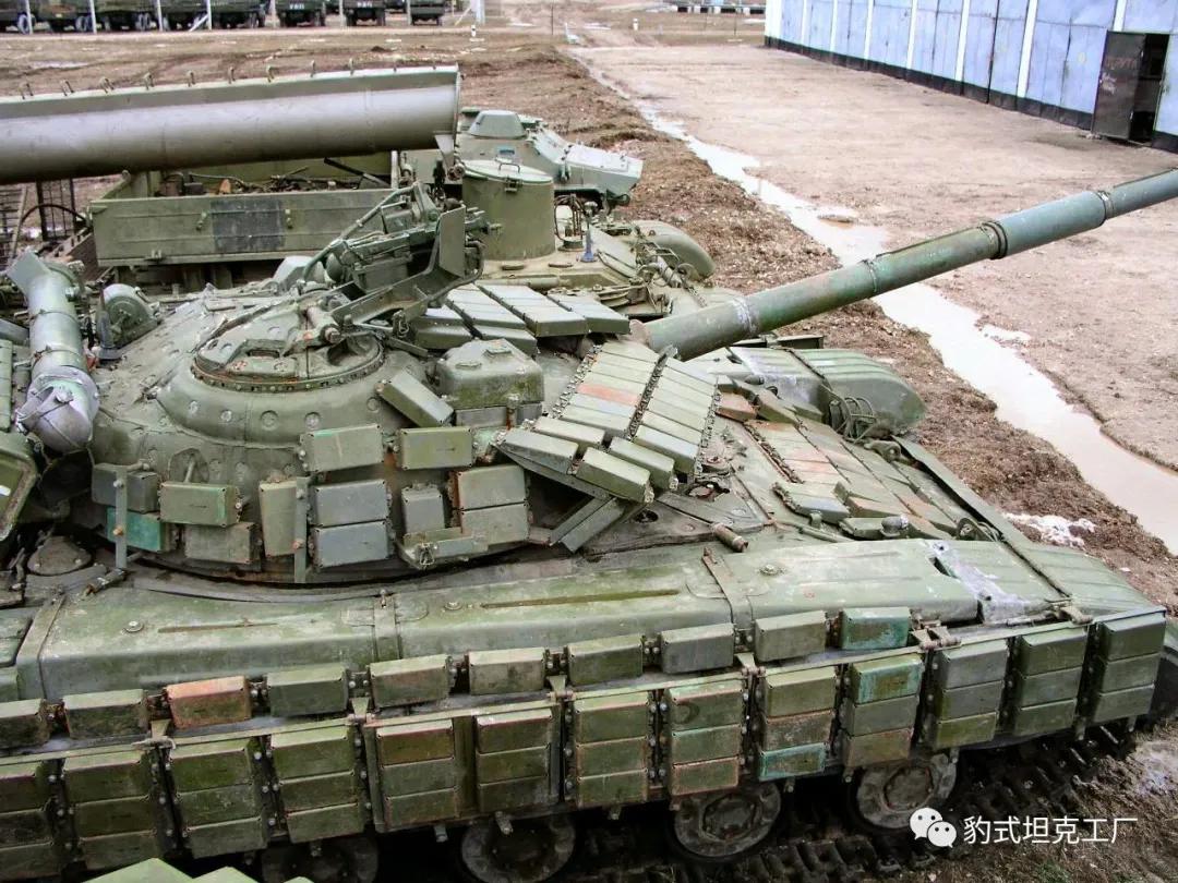 Soviet high-precision combat tank T-64 - iNEWS