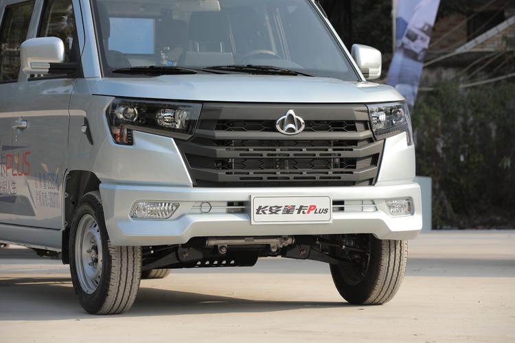 Up to 63,900, what is the difference between Changan Xingka PLUS wide ...