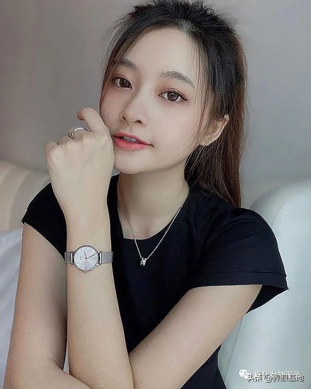 "Ins Beauty" photo of the long-legged goddess with perfect body - iMedia