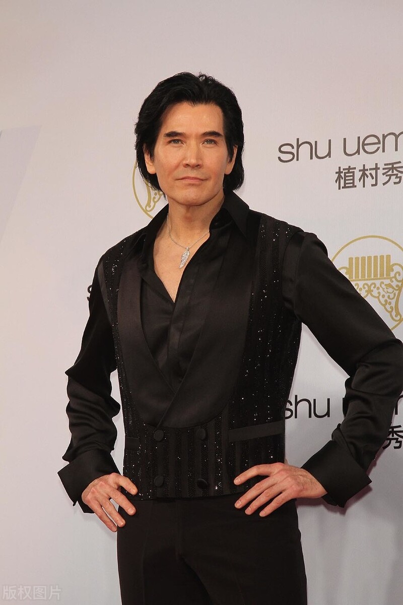 Fei Xiang is 62 years old, and his sexual tension is full. The maintenance secret of the "first ...