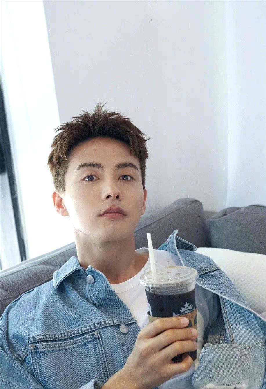 Ma Tianyu attracted the attention of the young lady, please add it on WeChat! - iMedia